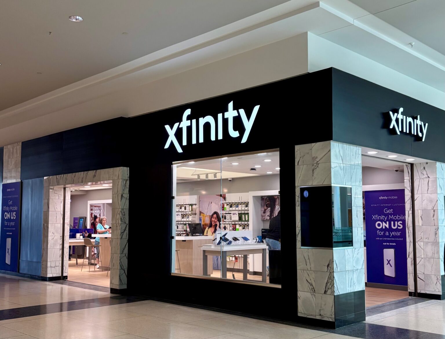 New Xfinity Store Now Open in Pittsburgh’s South Hills Village | Comcast Western Pennsylvania